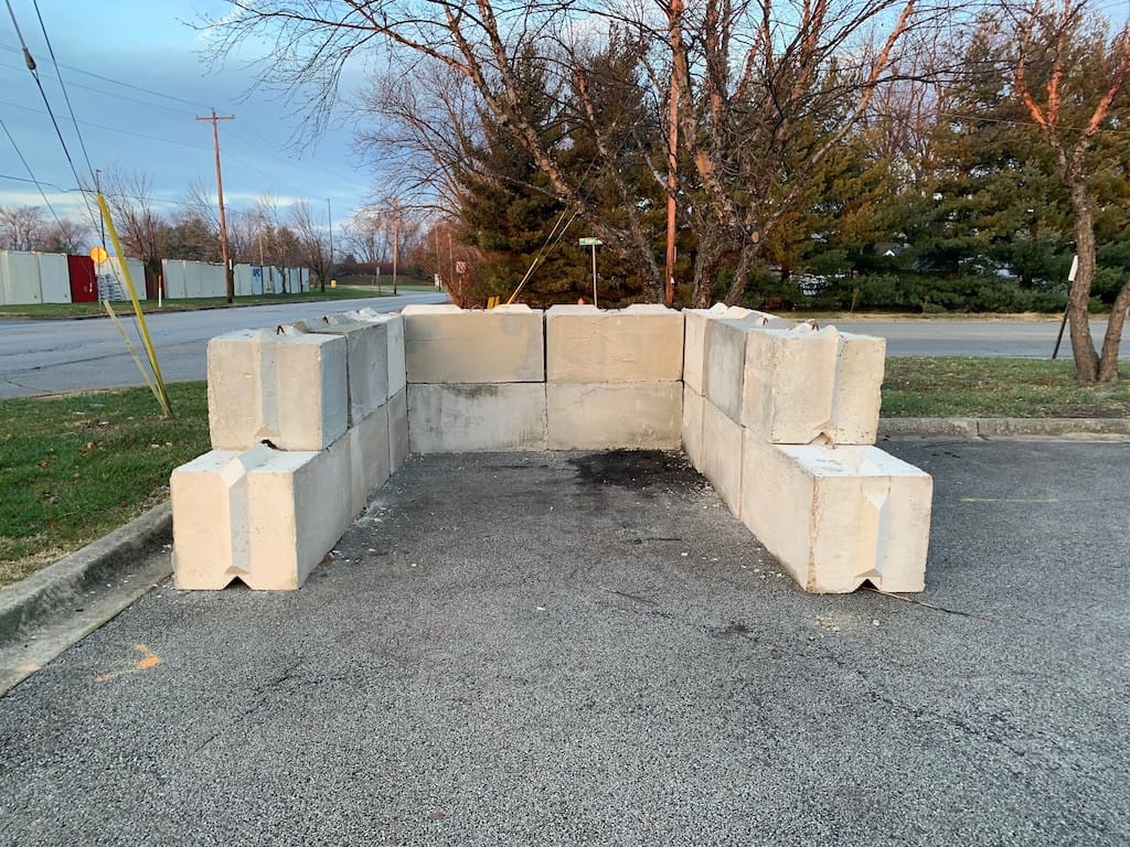 Concrete Barrier Blocks Palmdale, CA | the best rentals for blocks